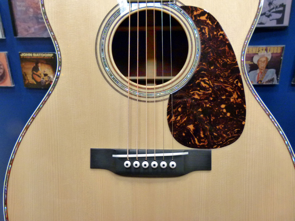 Martin 000-42 Authentic 1939 Photos | One Man's Guitar